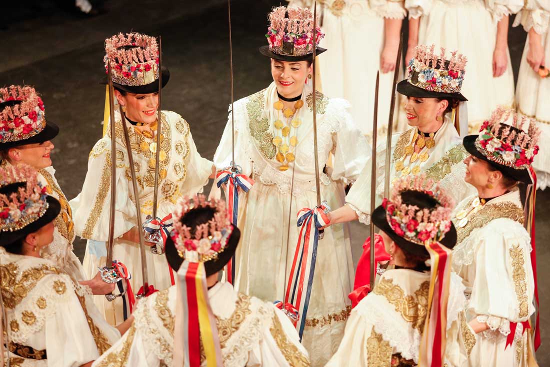 Plesni koncert Ansambl LADO - Centar za kulturu Grada Novalje